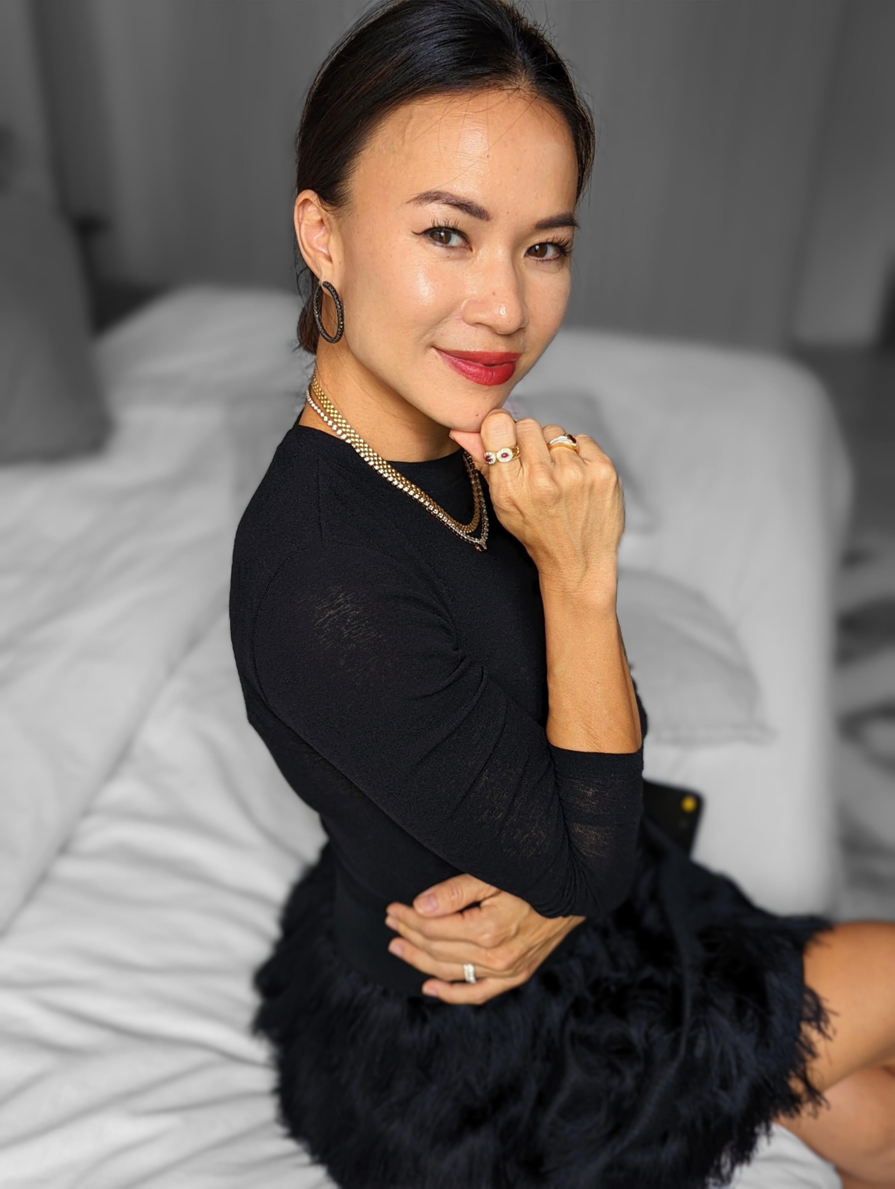 HER PERSONAL LEGEND, JENNIFER LEE – L/CHEMY